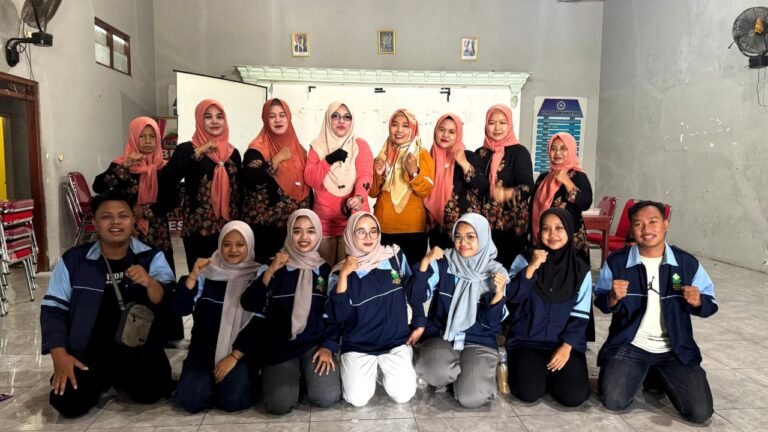 Cegah Stunting Sejak Dini, KKN UIN Walisongo Gelar Sosialisasi Gizi ...