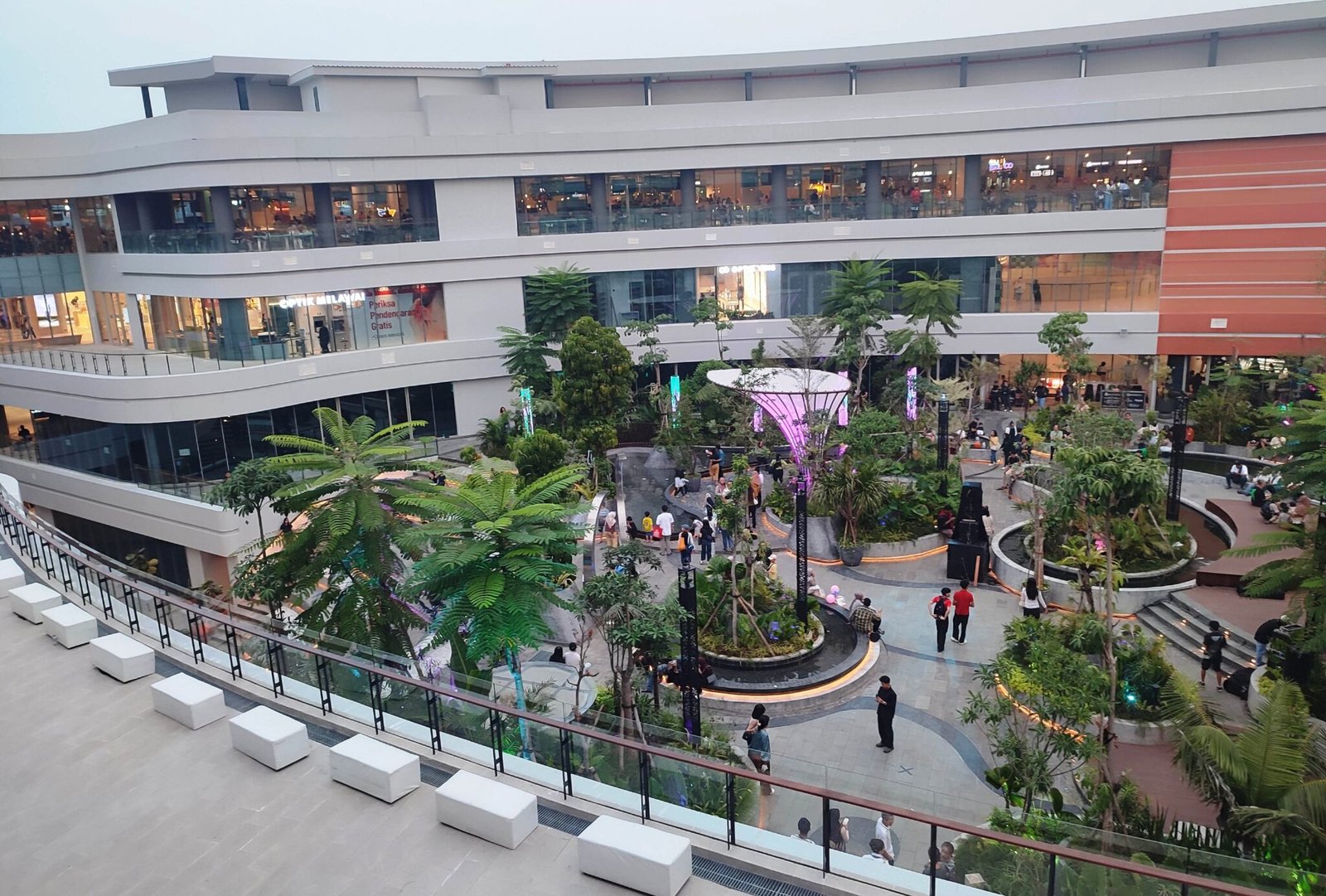 Mall 23 Semarang Resmi Dibuka, Padukan Lifestyle, Hiburan dan Panorama Alam